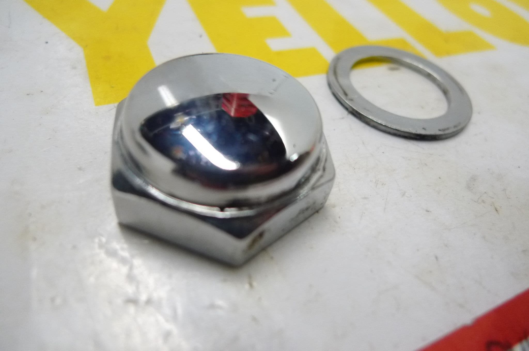 TRIUMPH TROPHY 900 TOP YOKE SPECIAL NUT & WASHER 3 LOC-C