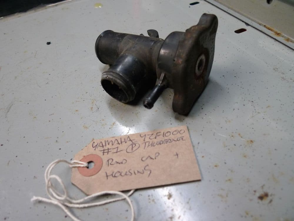 YAMAHA YZF1000 THUNDERACE RADIATOR CAP & HOUSING 1 67-B